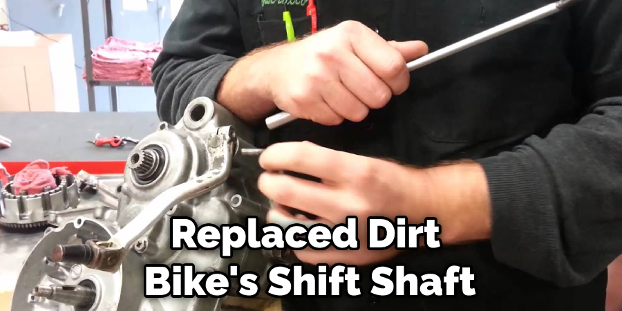 How to Replace a Shift Shaft on A Dirt Bike in 5 Easy Steps - Dirt Bike ...